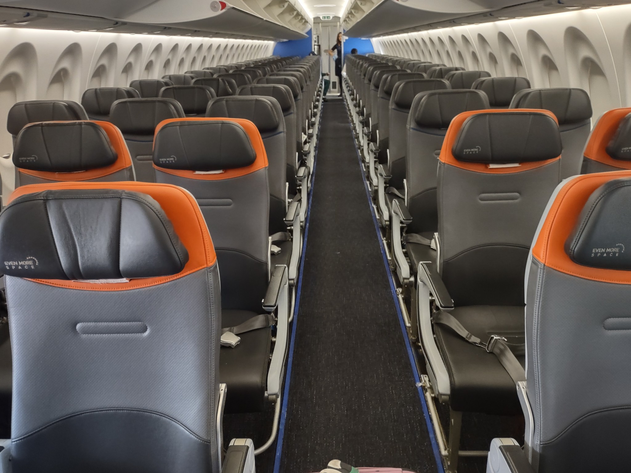 Flight Review: JetBlue Even More Space | A220-300 | Atlanta to New York ...