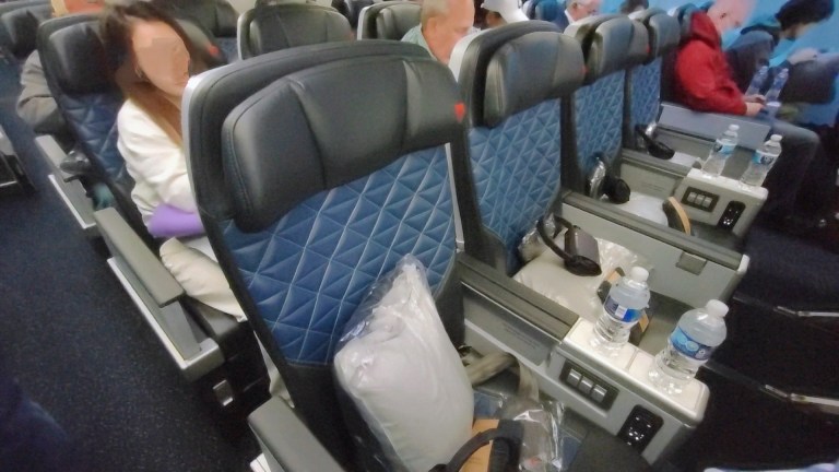 Flight Review: Delta Premium Select | A350-900 | Atlanta to Seoul ...